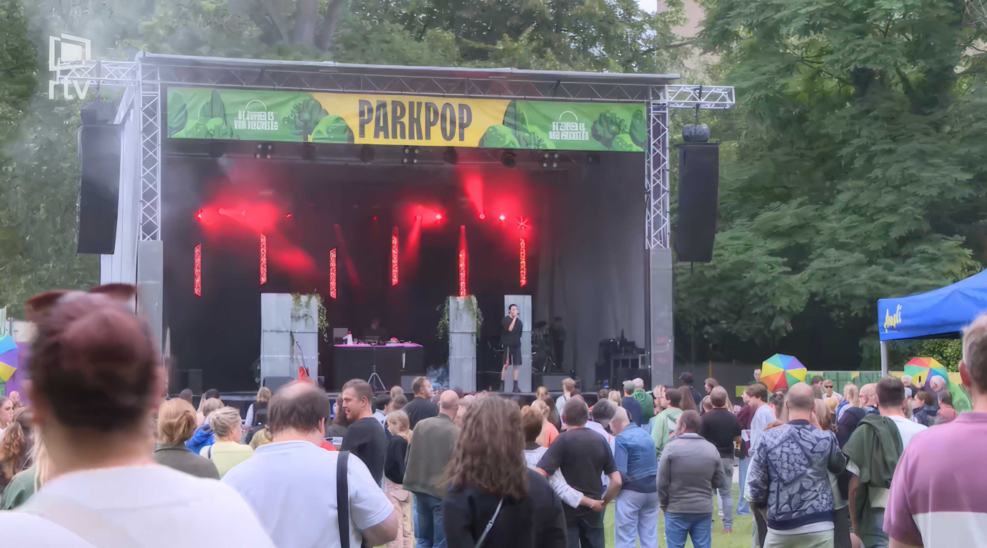 Parkpop maakt zich op warme openingsavond | RTV